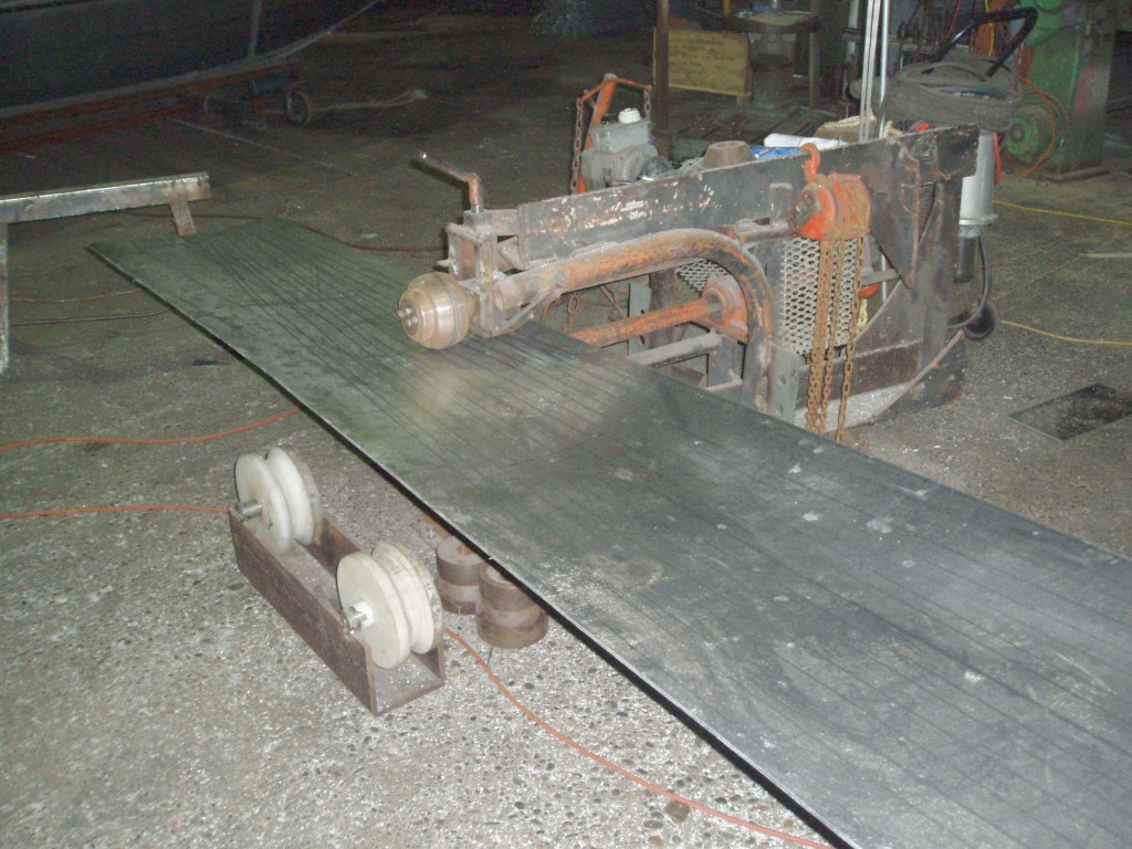 Round-bilge aluminium shell construction | Nordkyn Design